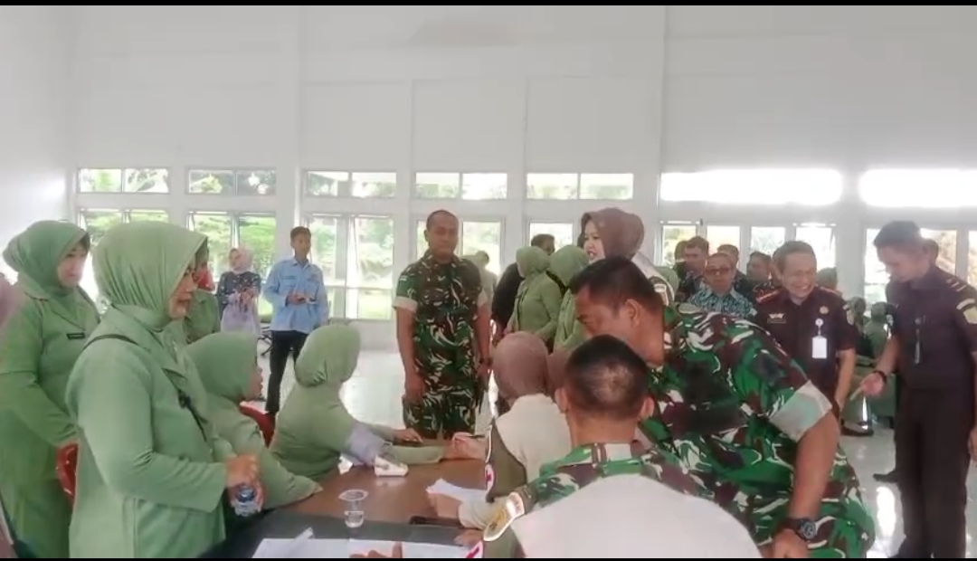 HUT ke-80 Persit Kartika Chandra Kirana Digelar Donor Darah – GANDUS TV